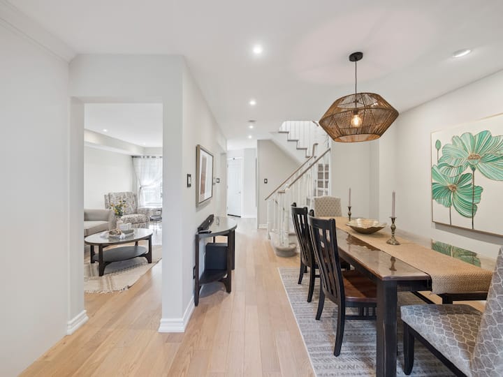 Stylish And Brand New: Cozy 3-bedroom In Aurora - Aurora