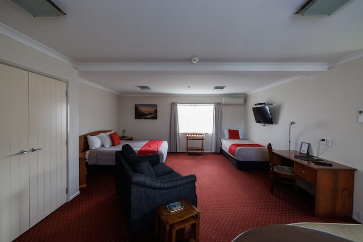 Spacious Disability Room - Pukekohe Hill