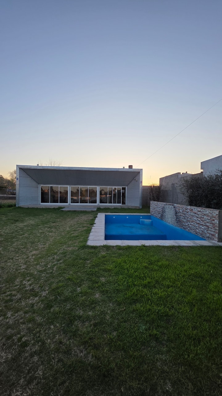Casa Quinta En Villa Nueva
Pileta·quincho·parque - Villa María