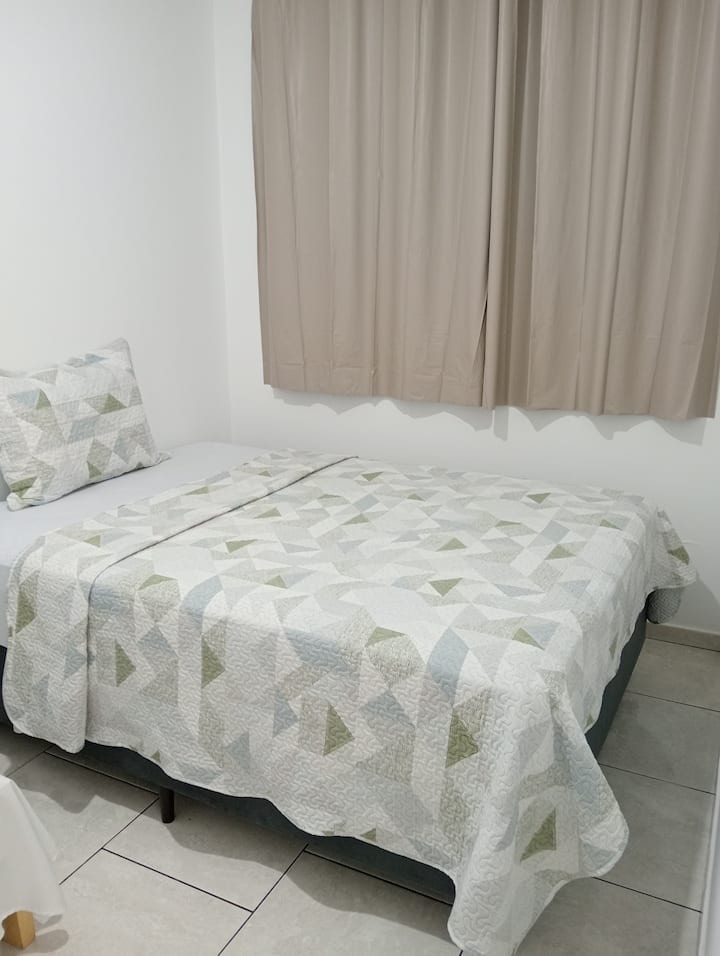 Próx Br 277 Supermerca Com Restaurante/ Cafeteria! - Cascavel