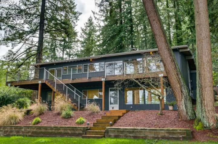 Mid-century Modern Peaceful Forest Retreat 5br - Sherwood, OR