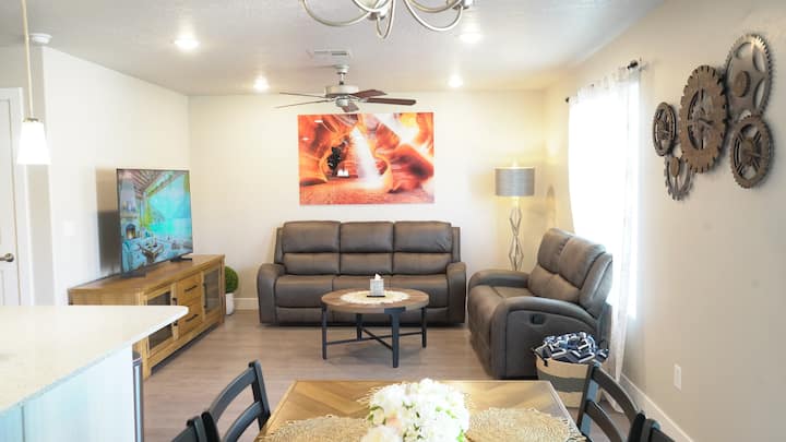 Red Rock Retreat - Kanab, UT