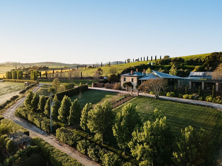 Vale Hill House Spectacular Terraced Gardens - Clunes