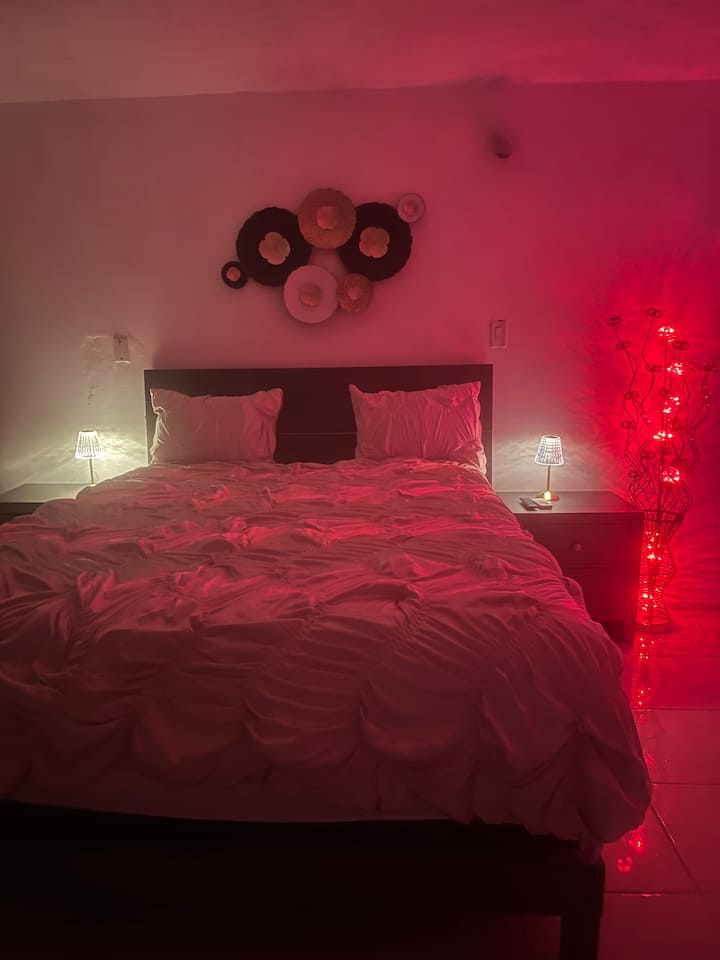 La Esquina Airbnb #5- New & Great Location - Levittown