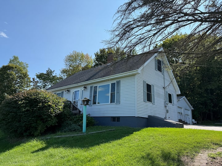 Peaceful Farm Stay W/mountain Views & Stargazing - Vermont