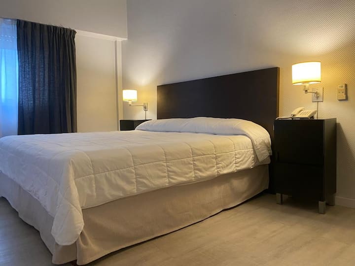 Central Hotel Ideal For Merchants And Travelers - Buenos Aires