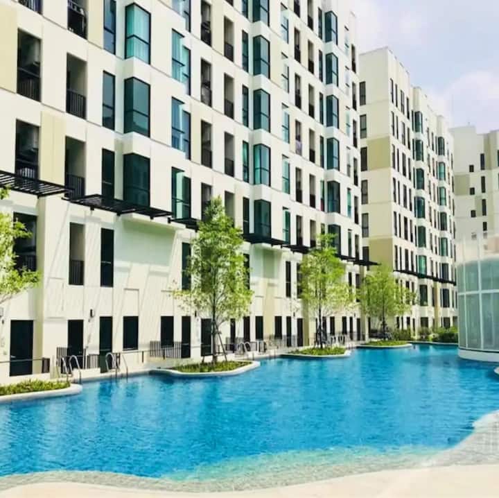 曼谷素坤逸路 Bts旁的舒适公寓 - Bangkok