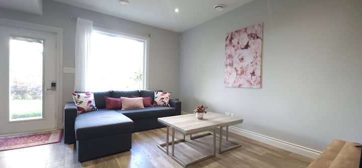 Private 1 Bedroom Walkout Suite With Forest View - Edmonton
