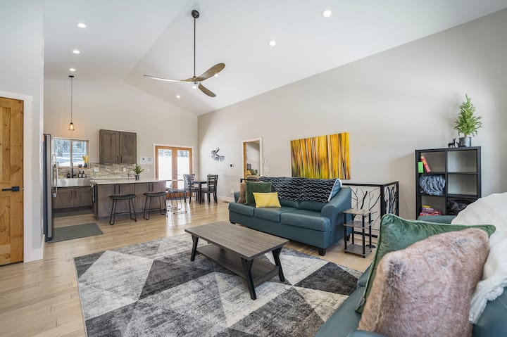 Family-friendly Cabin Escape - Idaho Springs, CO