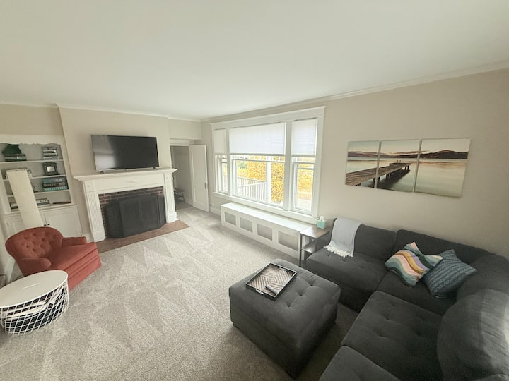 South Shore Stay Close To Downtown - Milwaukee