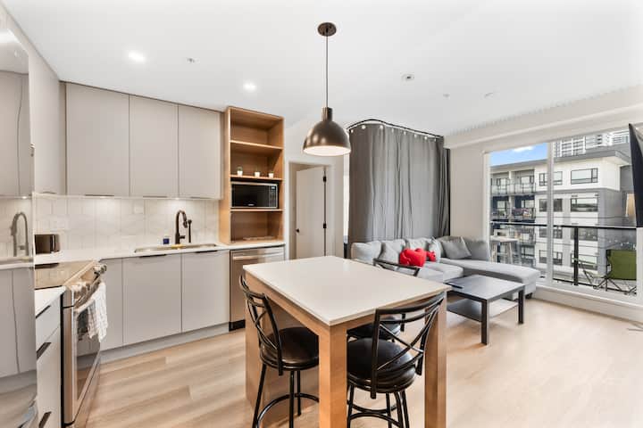 2 Bed 1 Bath Central Apartment 30 Min To Vancouver - New Westminster