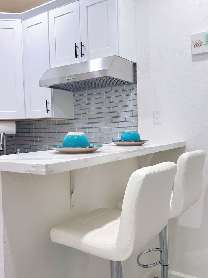 Cozy And Private Two-bedroom Guest House - Elk Grove, CA