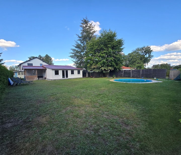 Kleines Gemütliches Ferienhaus Im Grünen - Rangsdorf
