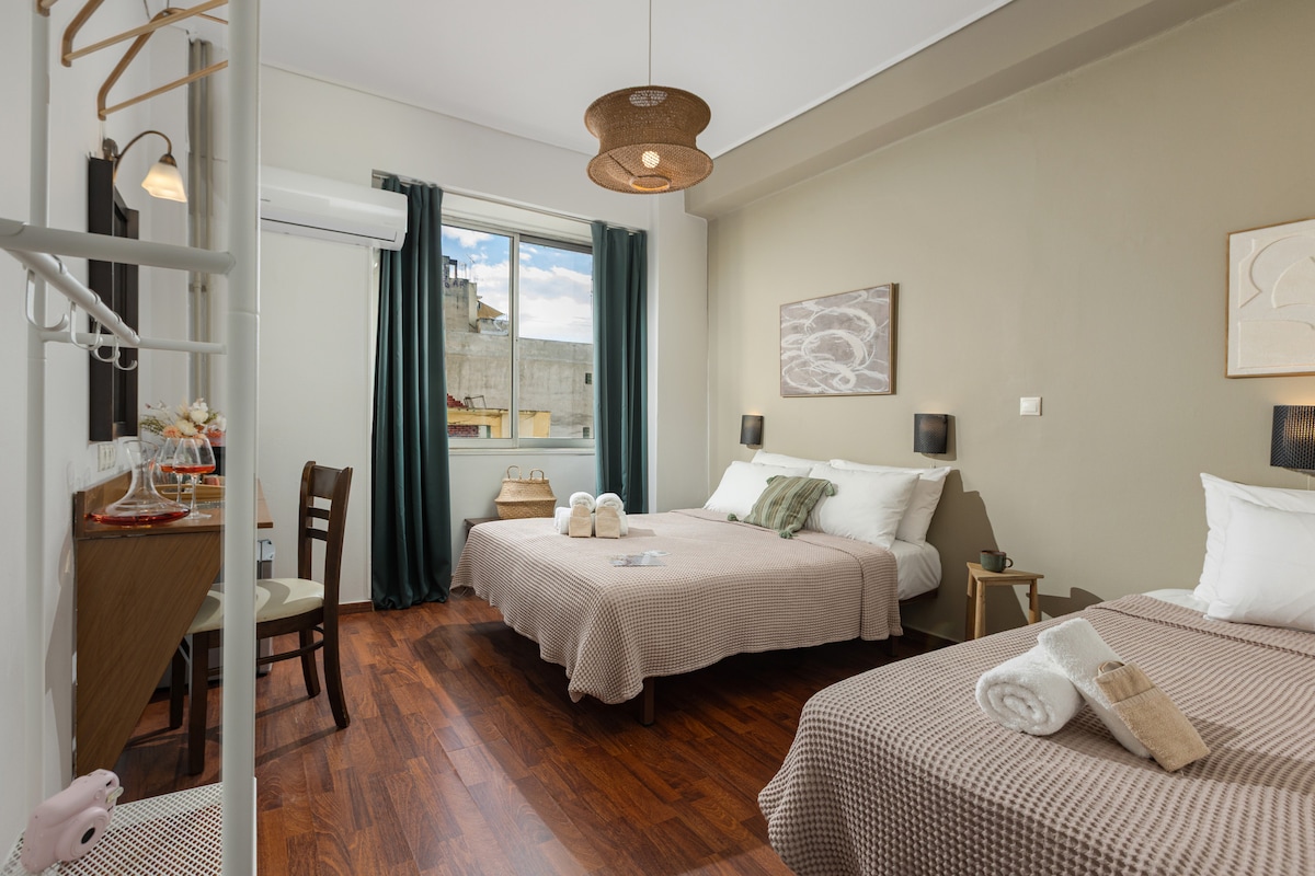 The Square Hotel by X&N- Habitación triple con balcón - Hoteles en ...