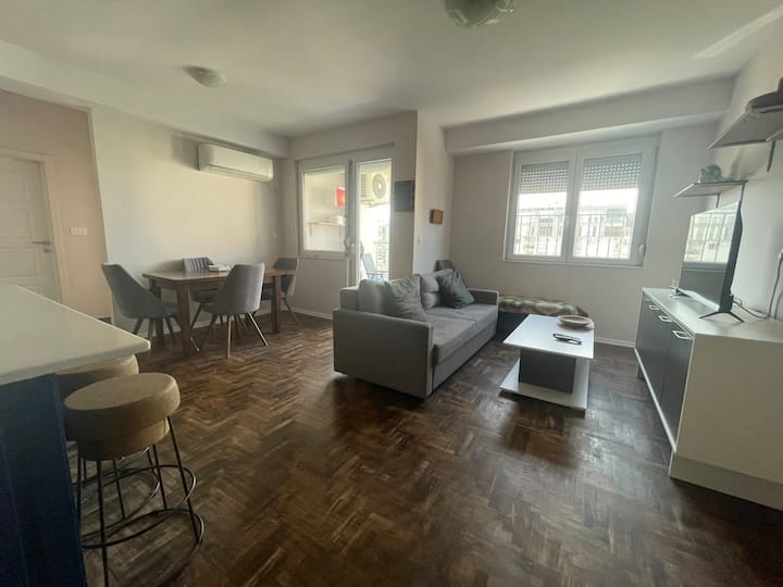Stylish 2br Apartment, Walk To Kej Makedonija - オフリド