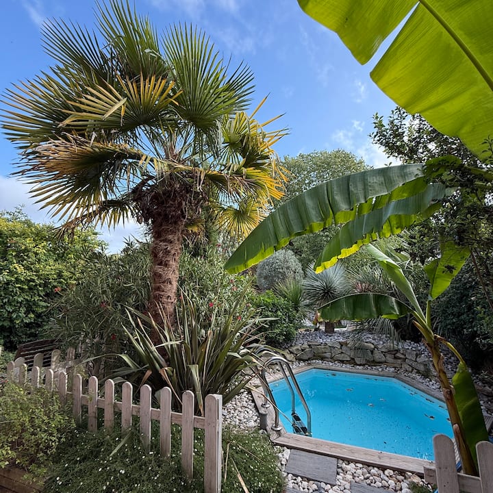Gîte La Charentaise. Cottage Pour 4 Personnes - Deux-Sèvres