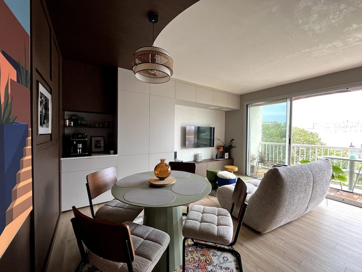 Studio Lumineux Avec Balcon - Bordeaux