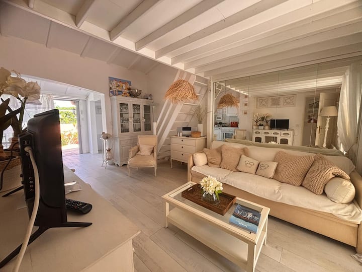 Charmant Mazet, Plage à Pied - Cogolin