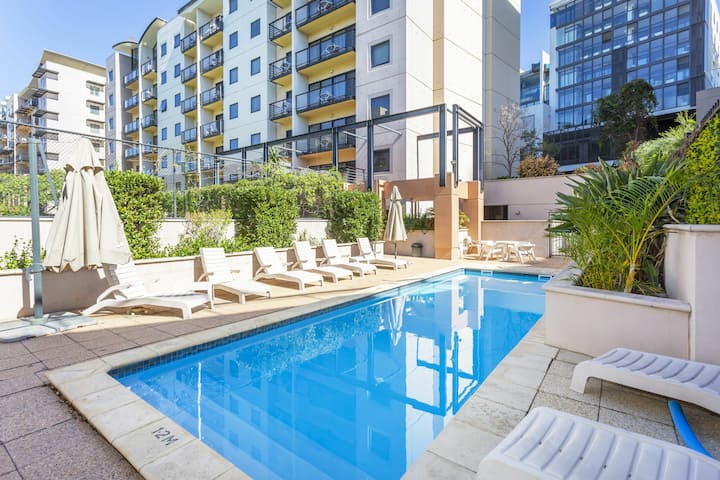 Cbd - 2x1, Pool, Gym, Tennis Court, Free Parking. - Nedlands