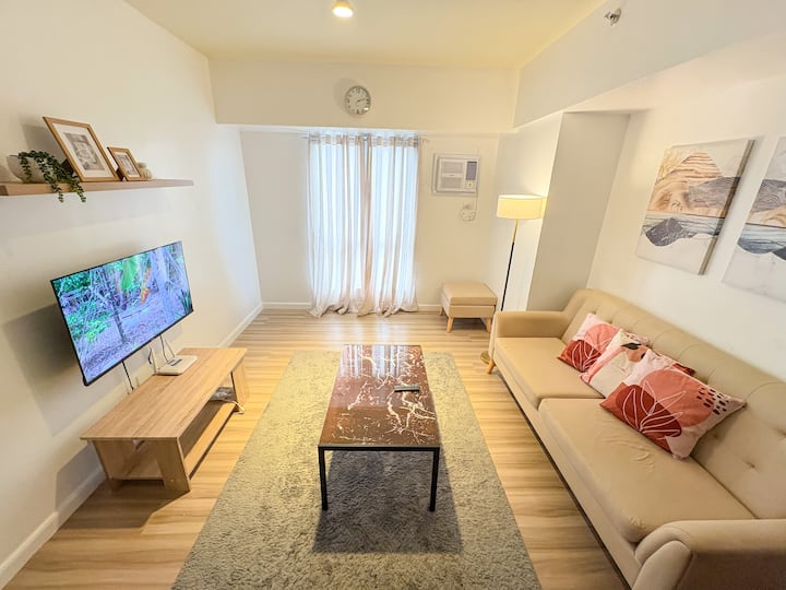2br Unit In It Park, Cebu | Near Sugbo Mercado - Cebu