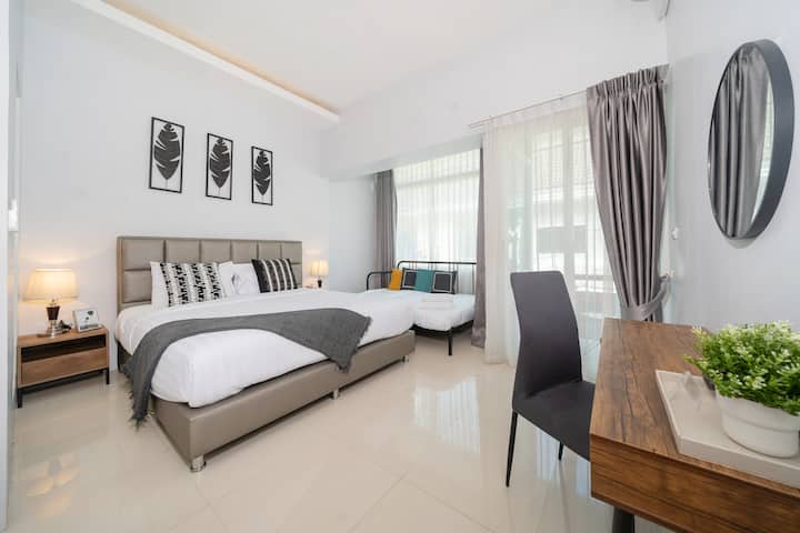 Reach Patong Beach In 1 Minute Walk - Patong Beach