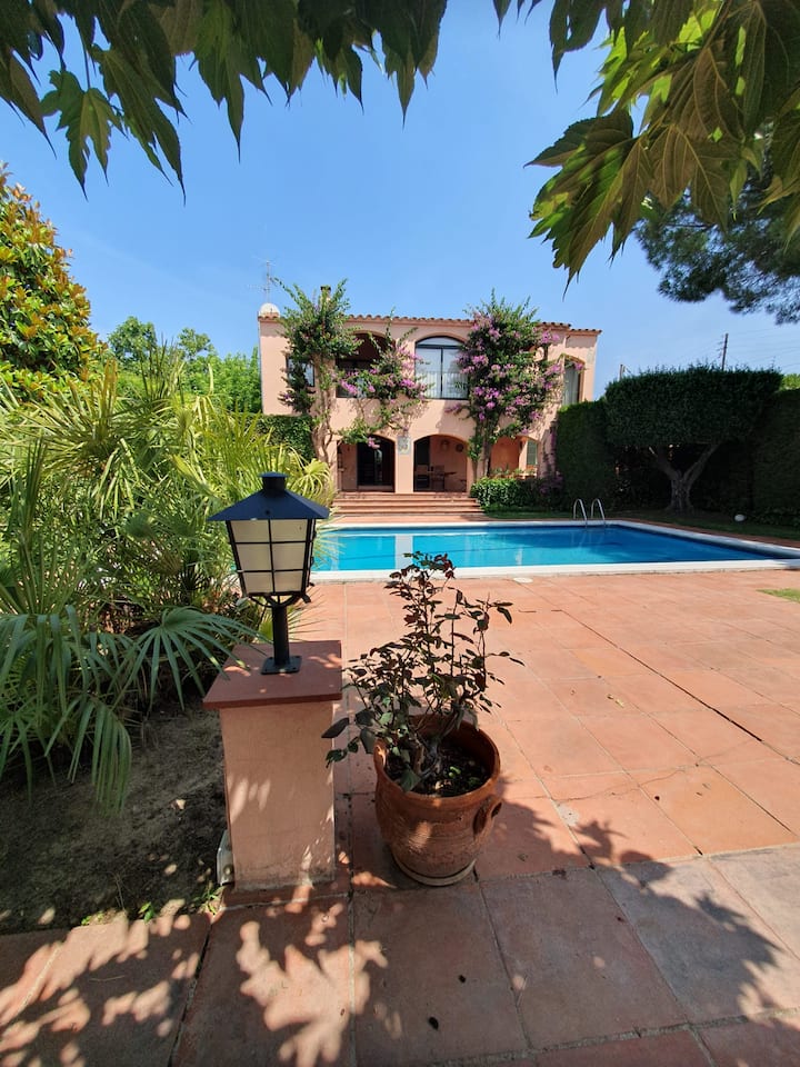 Can Jordi Miqueló Turisme Rural - Sant Pere Pescador