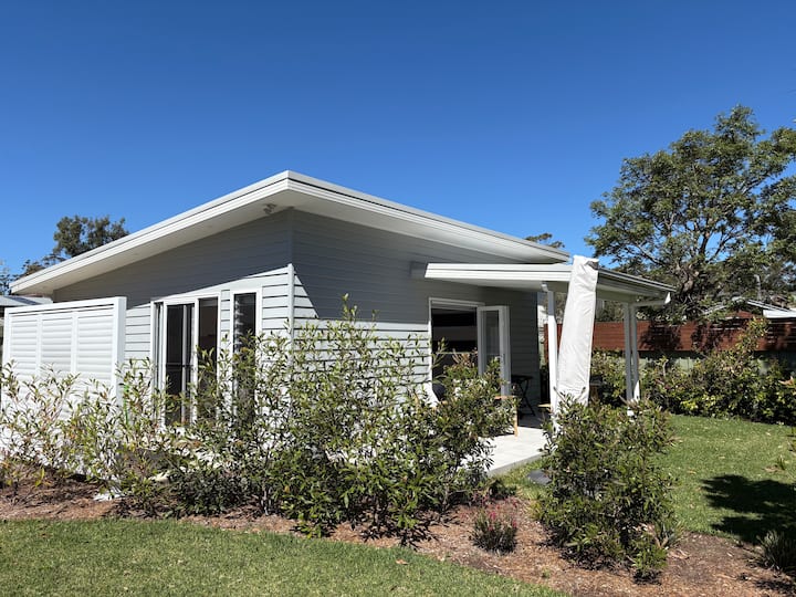 Bonnie On Clyde, Garden Studio - Hyams Beach