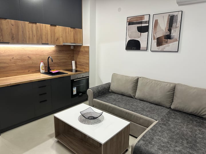 Jednosoban Stan U Centru Grada! - Budva