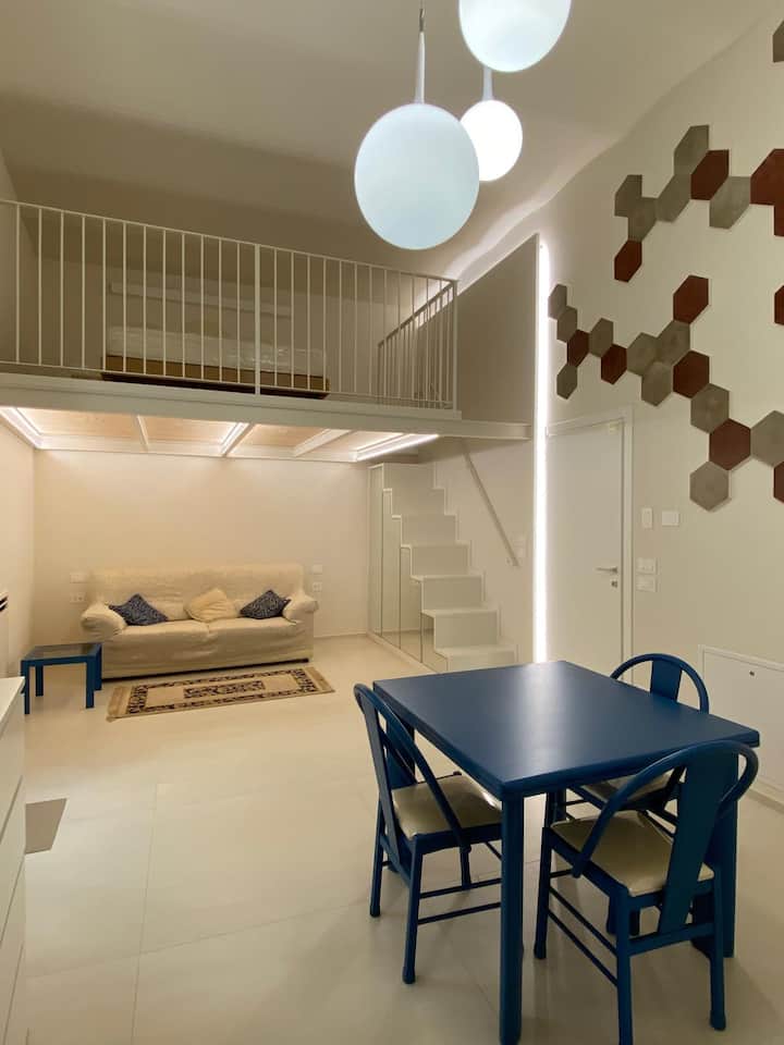 Elegante Loft Appena Ristrutturato Vista Centro - Formia