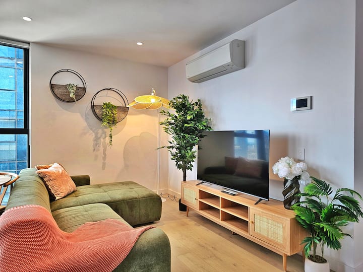 Bay & River View With Balcony. Pool, Gym, Jacuzzi - Melbourne