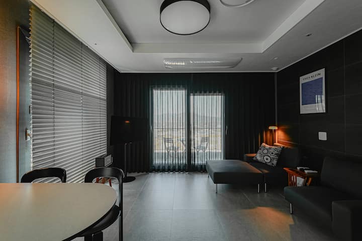 Od4)25-6#부산야경맛집 신규오픈 롯데월드 초고층테라스오션뷰 리뉴얼 투룸고층 가족 커플 - Busan