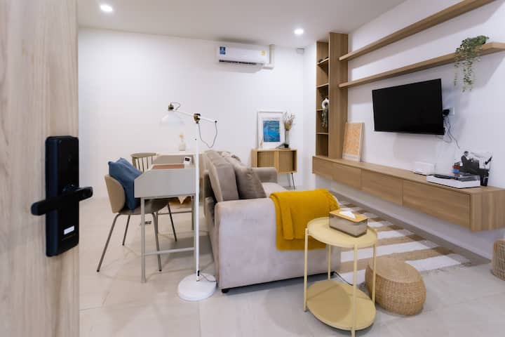 Peaceful Townhouse In Sathorn Near Saint Louis Bts - Bangkok