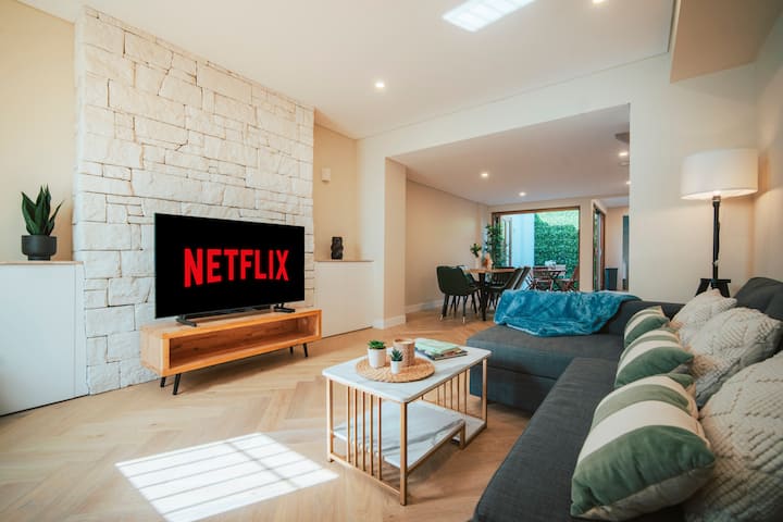 2 Bedroom Apartment Darlinghurst With Patio Access - Sydney