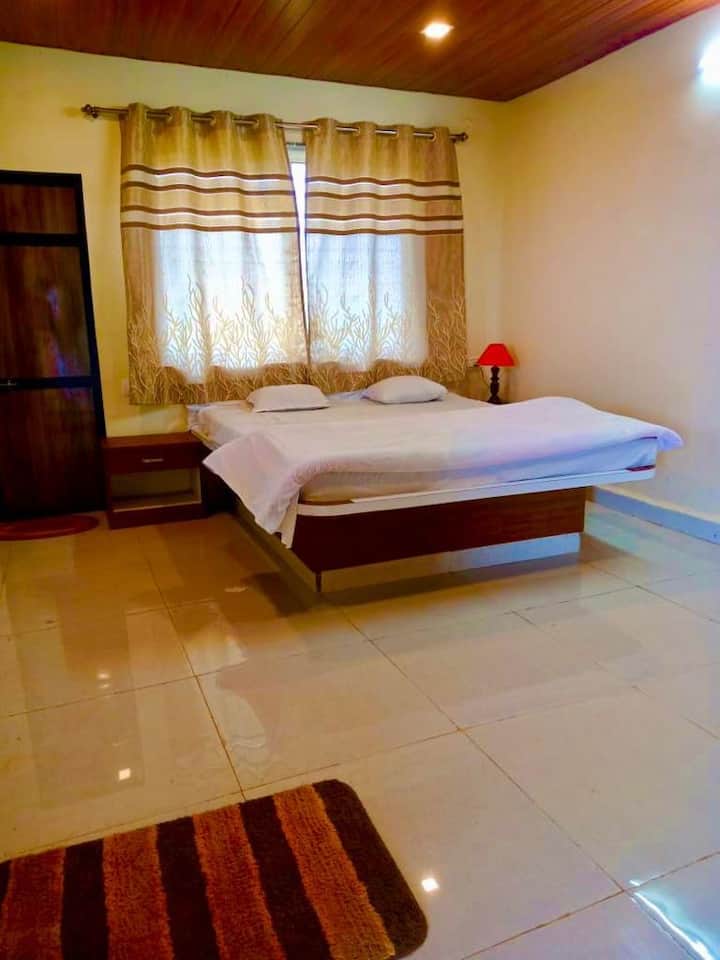 The Flag Villa - Satara