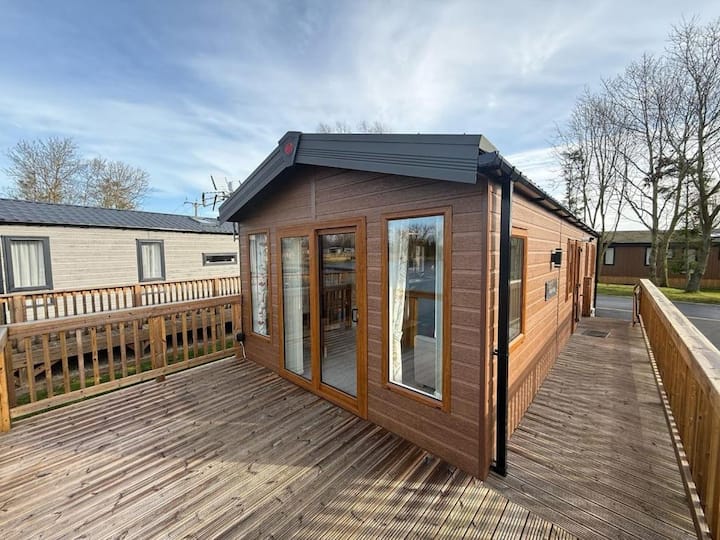 Goldfinch Lodge - Helmsley