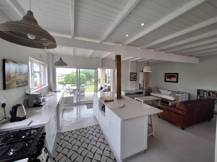 Holiday Home Walking Distance From The River - Still Bay