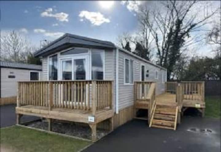 Grey Goose Lodge With Hot Tub - Malton