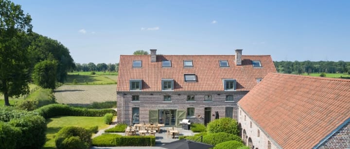 Een Plaats Van Rust In Het Groen! - Boom