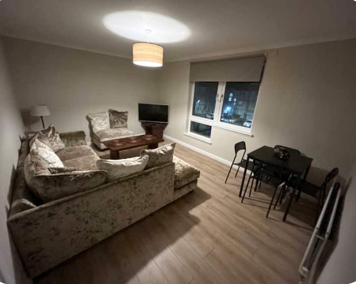 Immaculate City Centre Flat With Free Parking - Aberdeen
