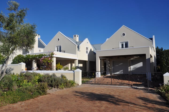 Home On De Zalze Golf Estate - Stellenbosch