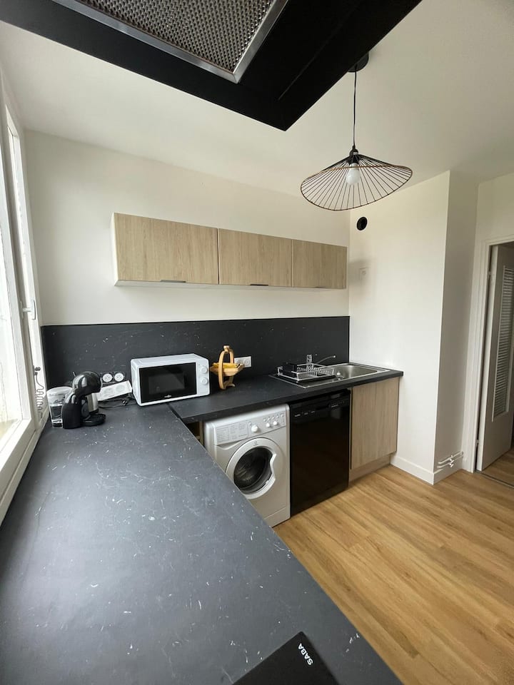 L’essentiel Blanc • À 300 M Du Tram - Joué-lès-Tours