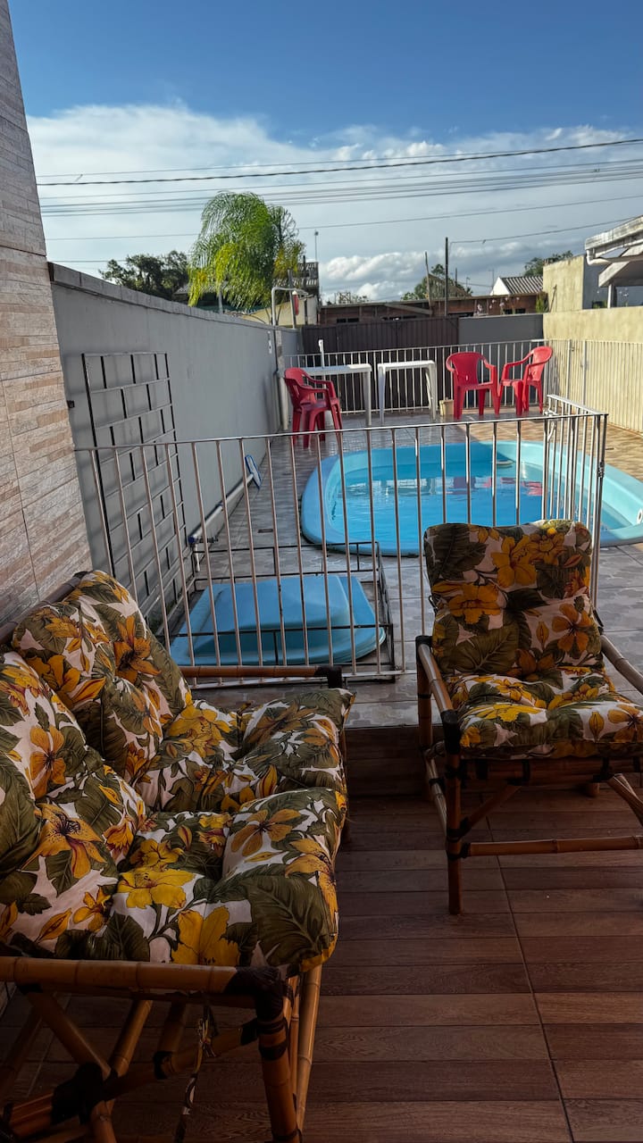 Casa Com Piscina - Balneário Coroados - Guaratuba