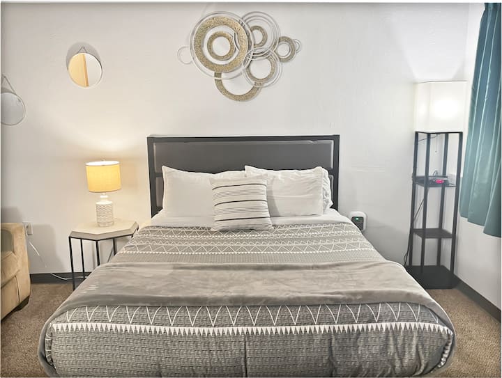 Downtown Studio Escape - Great Falls, MT