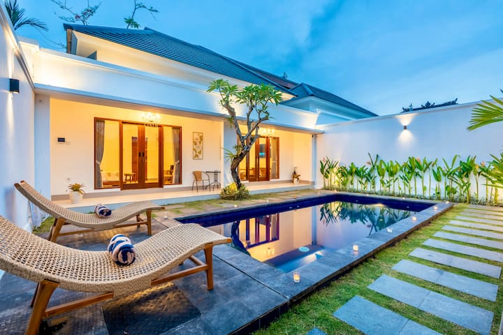 Arts Ebena Villa Two-bedroom Private Pool Kuta - Bali