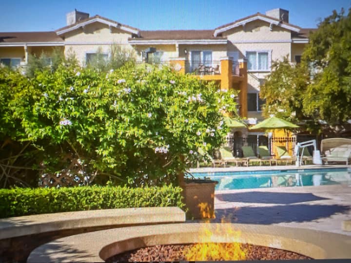 Vino Bello Napa Resort Studio - Napa, CA