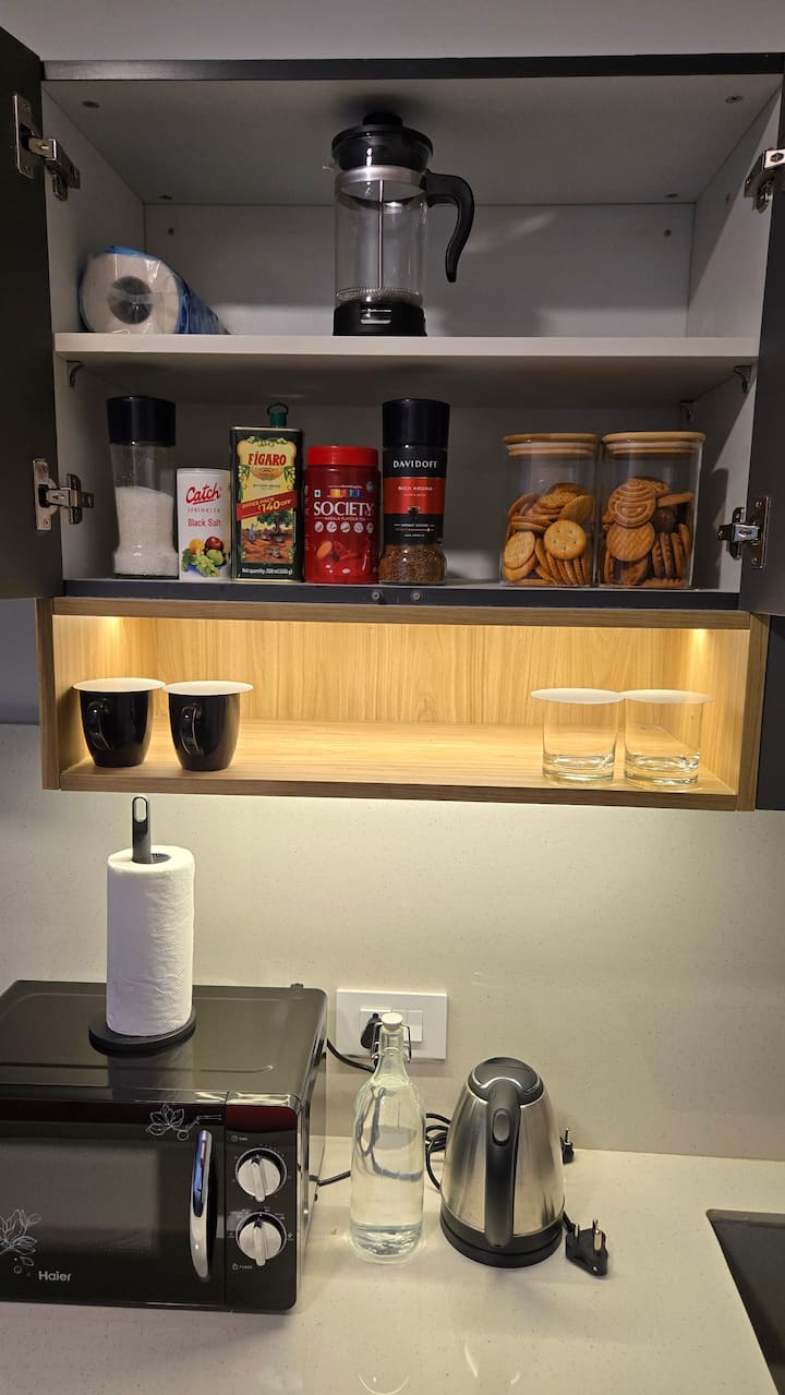 Nest Aerotel 1 @ New York Style Ac Studio, Airport - Pune