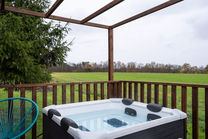 L'escapade Dans Les Prés - Avec Jacuzzi Privatif - Indre