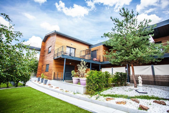 Charmant T1 Avec Jardin Et Parking - Lyon Est - Saint-Priest