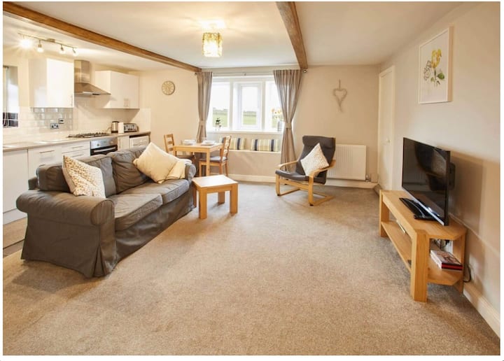 Cosy Yorkshire Cottage - Emley Moor - Mirfield
