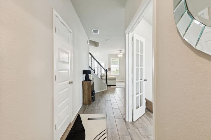 Kas Resident - Little Elm, TX